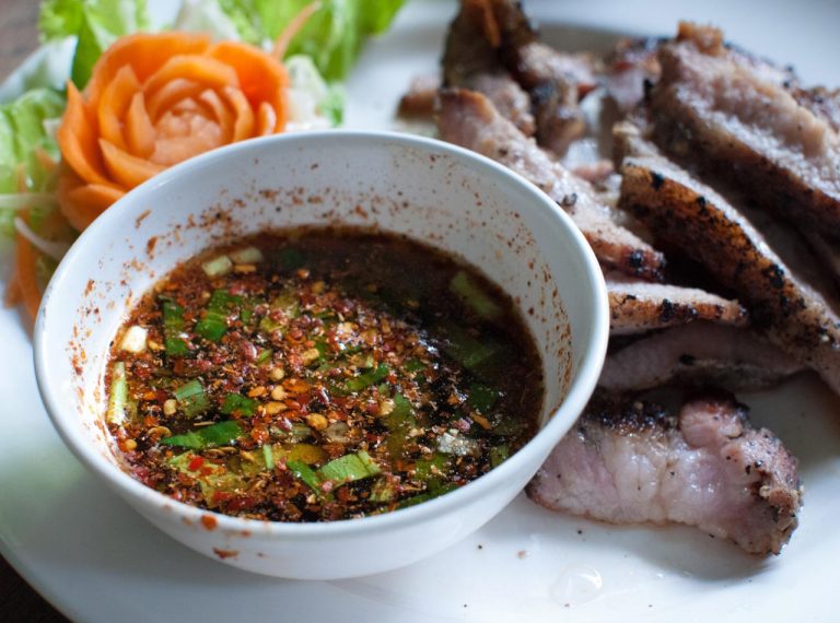Laotian Food - 15 Famous Dishes You Must Try When Travel in Laos